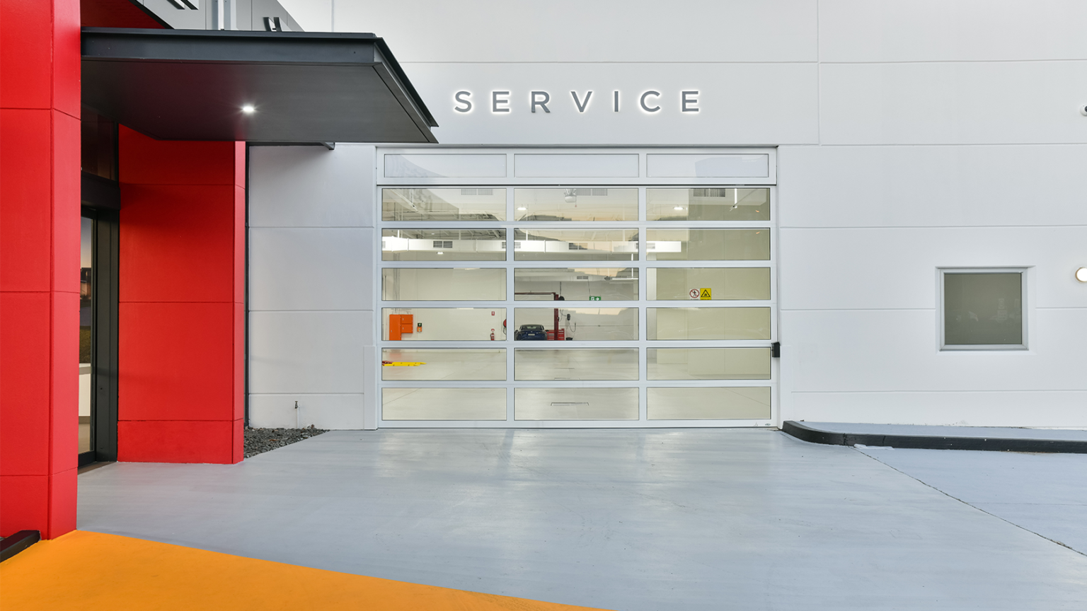 Tesla Showroom and Service Centre, QLD - i2C Architects
